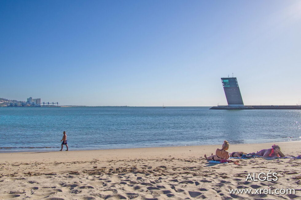 Algés, Lisboa • XREI.com